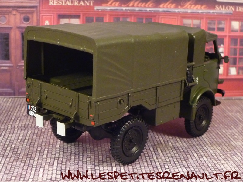 Les Petites Renault - 750 kg type R2087 4x4 bâché militaire 1961
