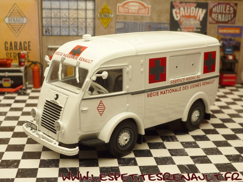 Les Petites Renault - Renault 206 E1 Ambulance usine Renault 1945