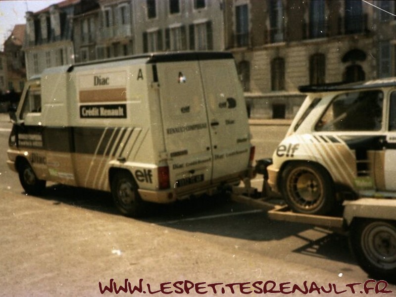 Les Petites Renault - Master T35D assistance Diac 1985
