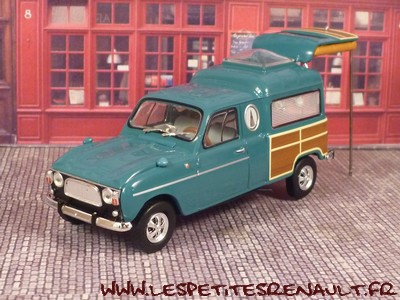 Les Petites Renault - Renault 4 camping car J. Tati dans Trafic 1971