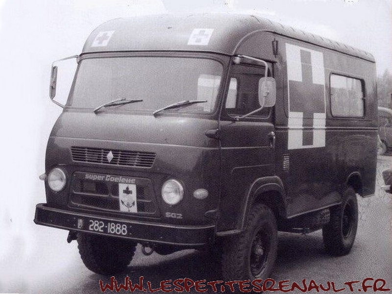 Les Petites Renault - Renault Saviem SG2 E 4x4 Ambulance armée ...
